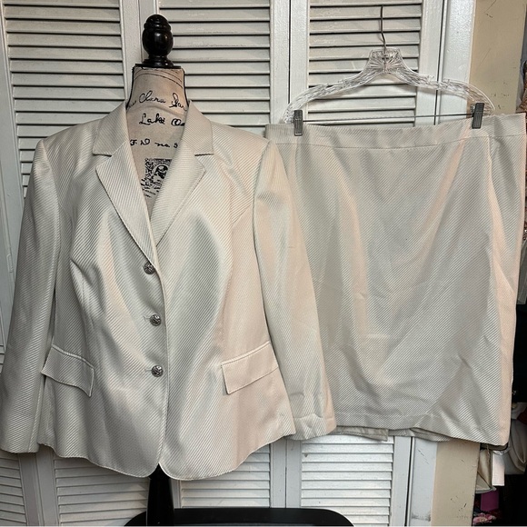 John Meyer of Norwich | Jackets & Coats | John Meyer Plus Size Skirt ...